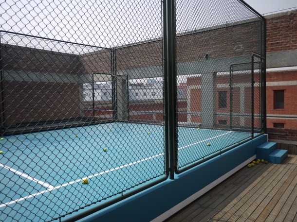 XU QU: TENNIS COURT – 艺术界 LEAP